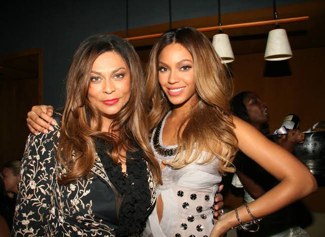 Beyoncé's Mum Posts Baby Photos Of Herself & Her Daughter & They're ...